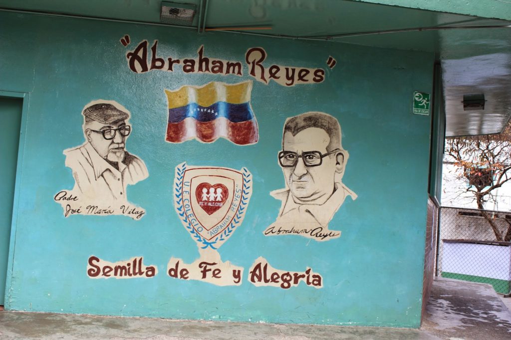 Historia - #SomosFeyAlegria en el Mundo