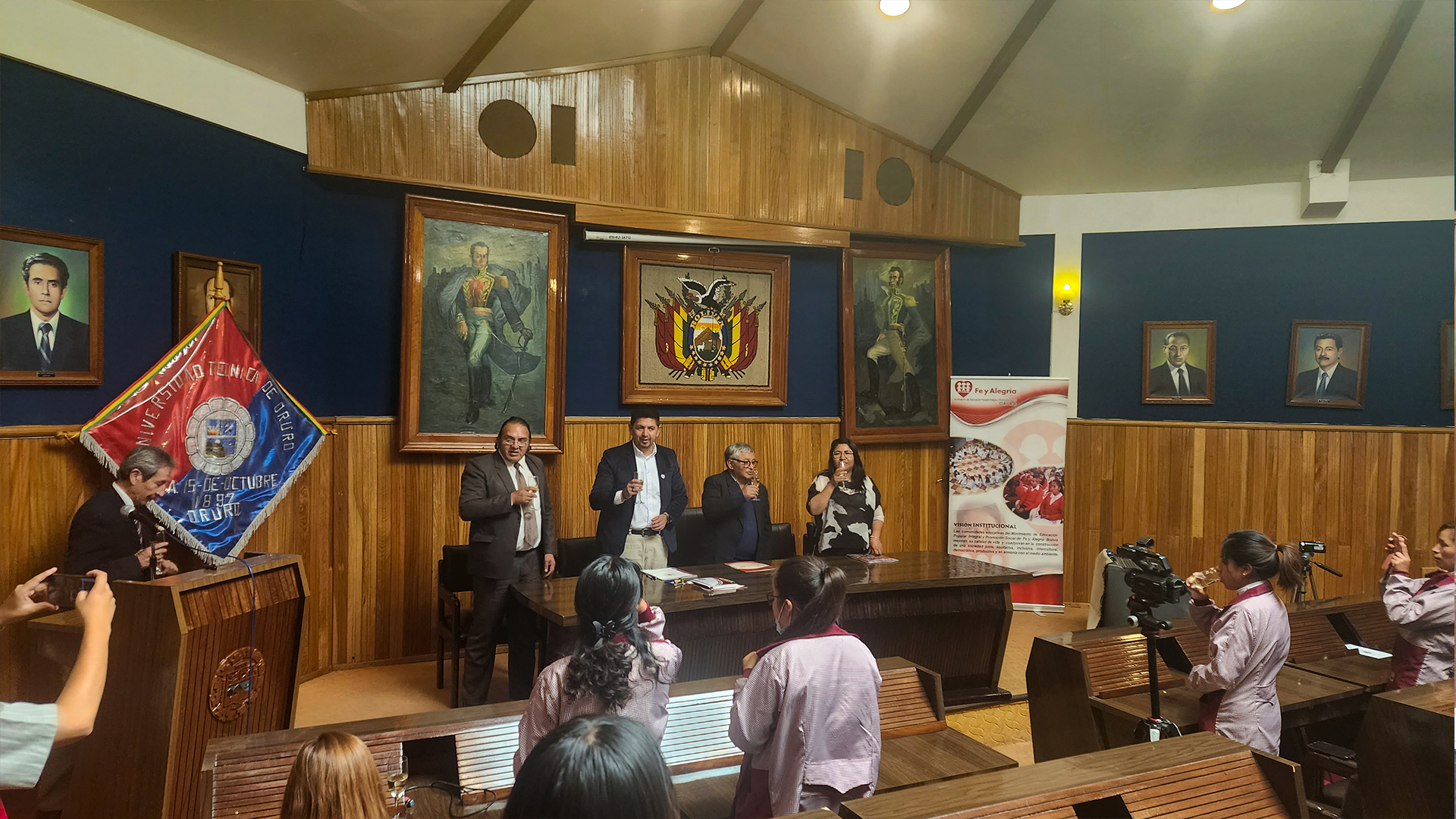 Firma de convenio con la Universidad Técnica de Oruro y la carrera de ...