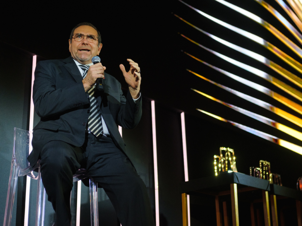Fe y Alegría presente en la Gala Benéfica por la Educación de Ey ...